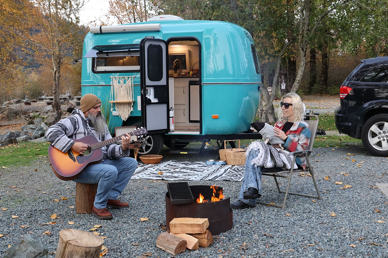 13ft travel trailer - Escape Trailer